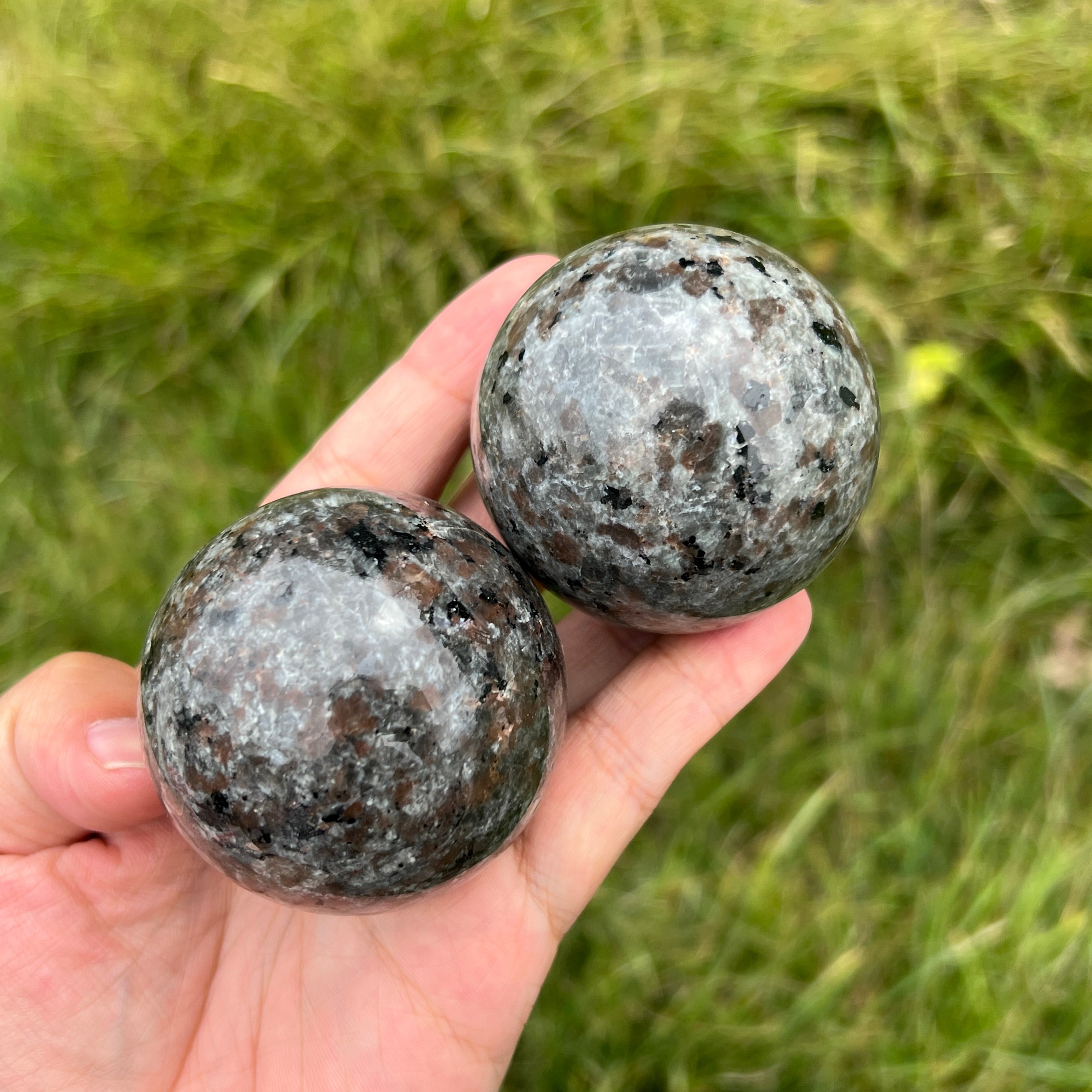 Yooperlite Sphere – KiKi Crystal