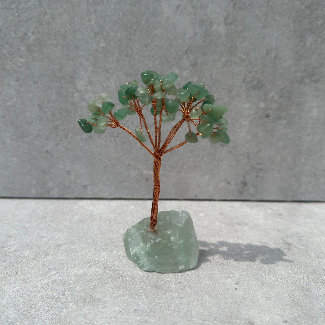 Crystal Tree with Raw Stone – KiKi Crystal